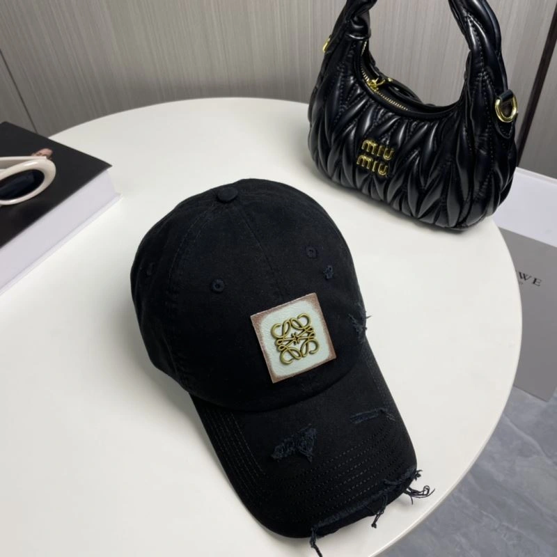 Brand-original Loewe Caps