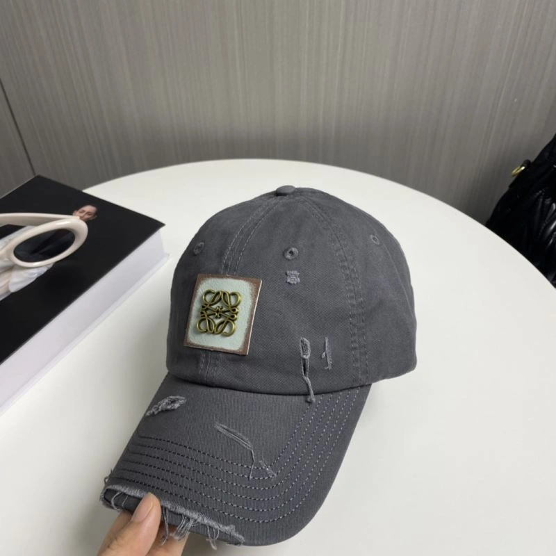 Exact replica Loewe Caps