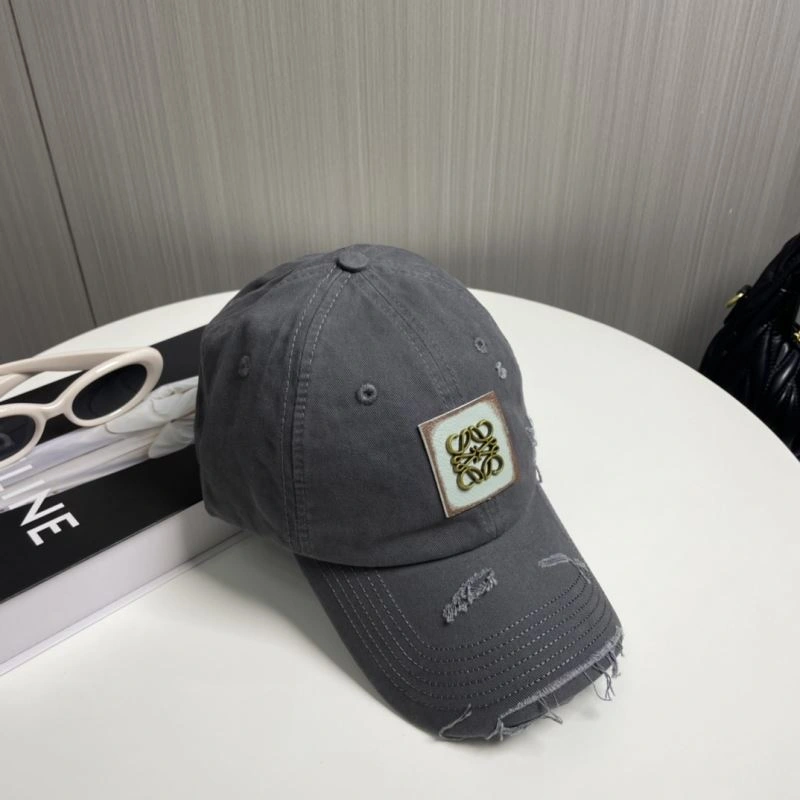 Exact replica Loewe Caps