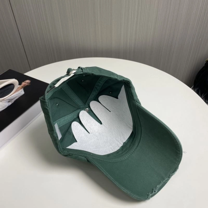 Official Loewe Caps