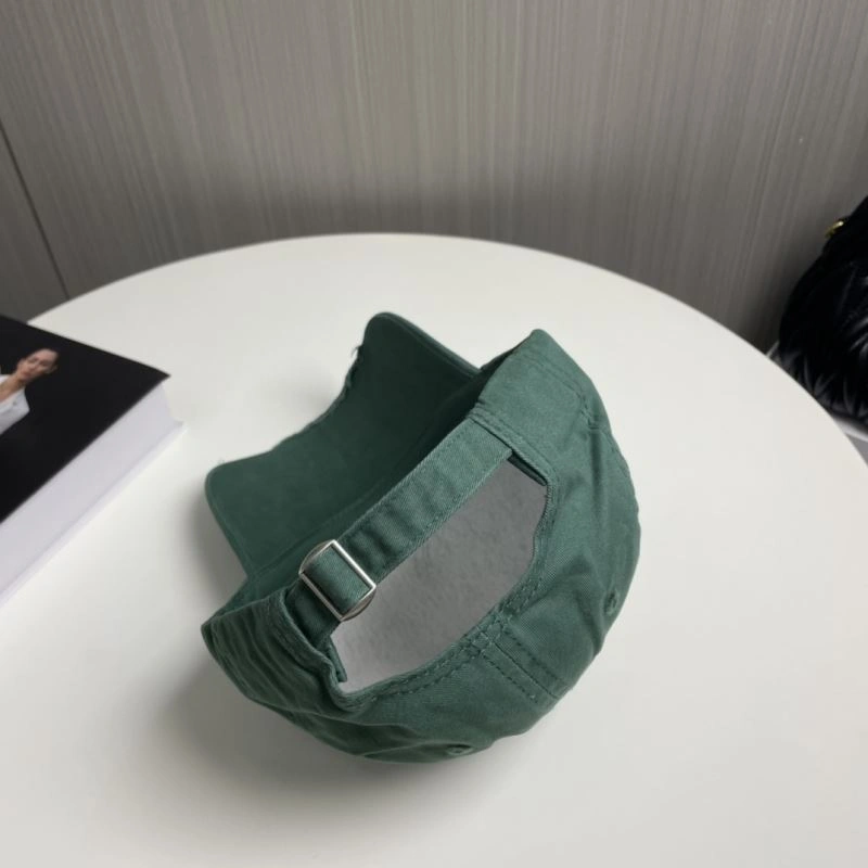 Official Loewe Caps