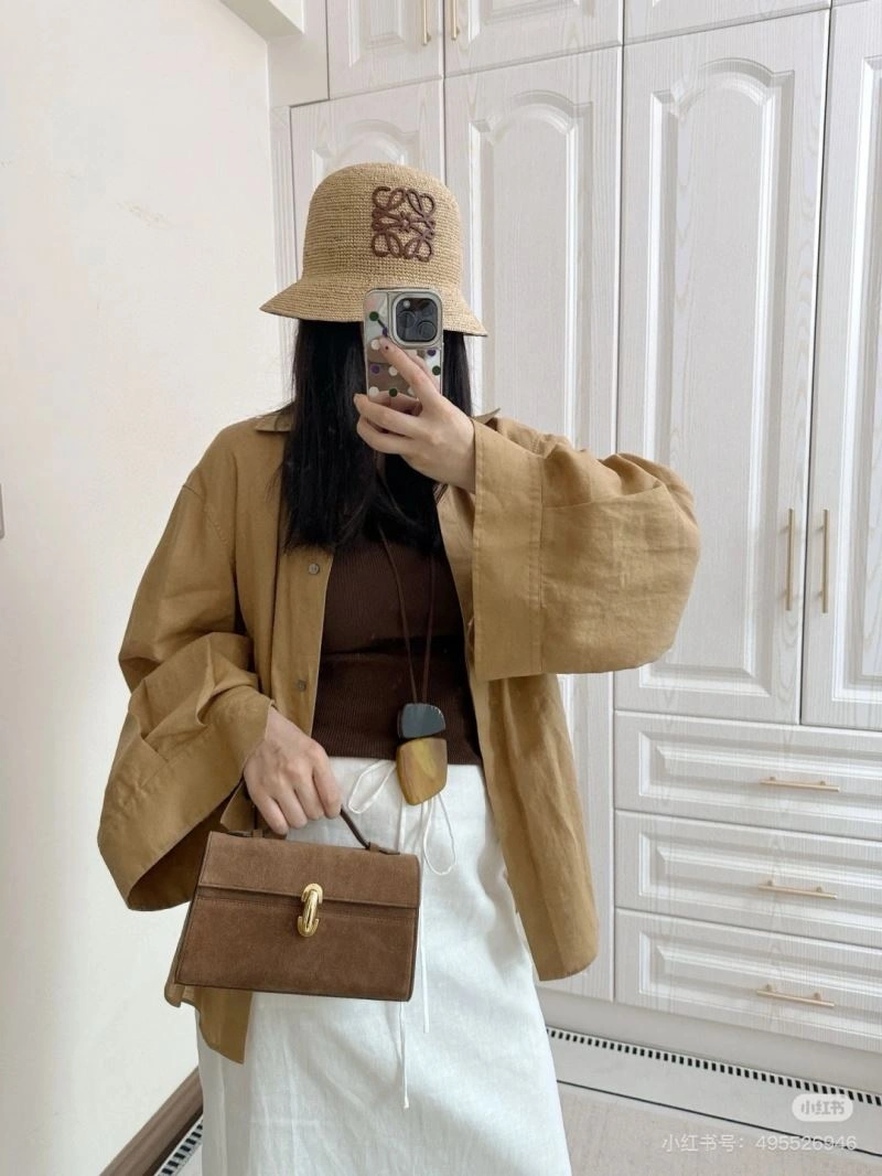 Value-priced Loewe Caps