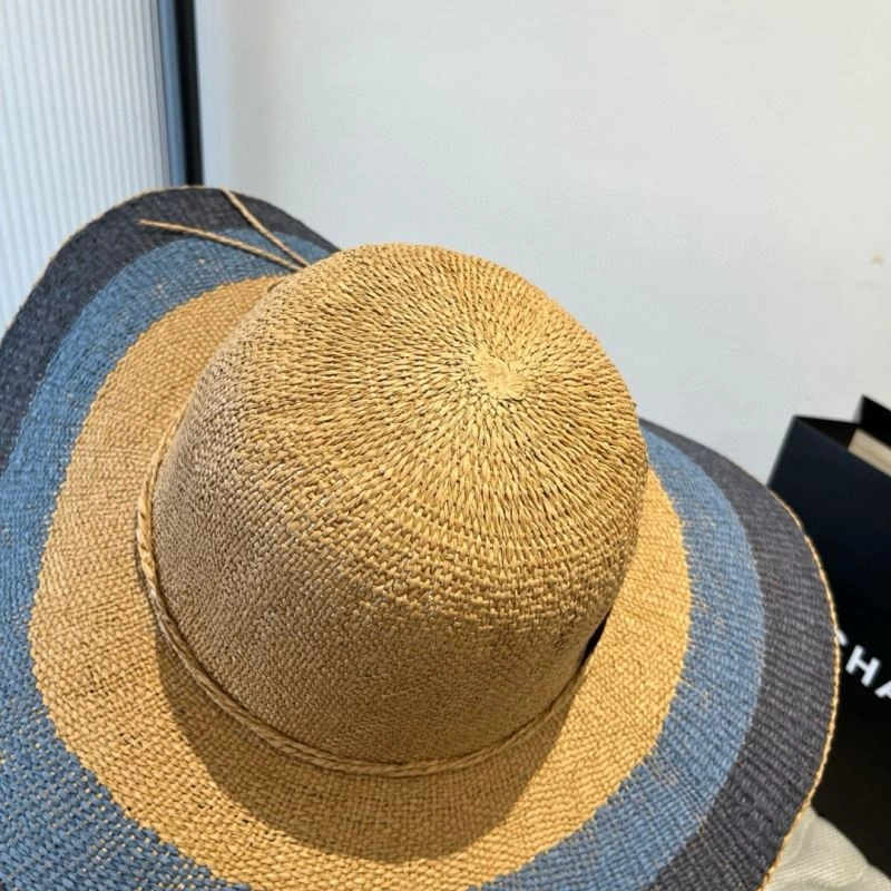 Precise copy Loewe Caps