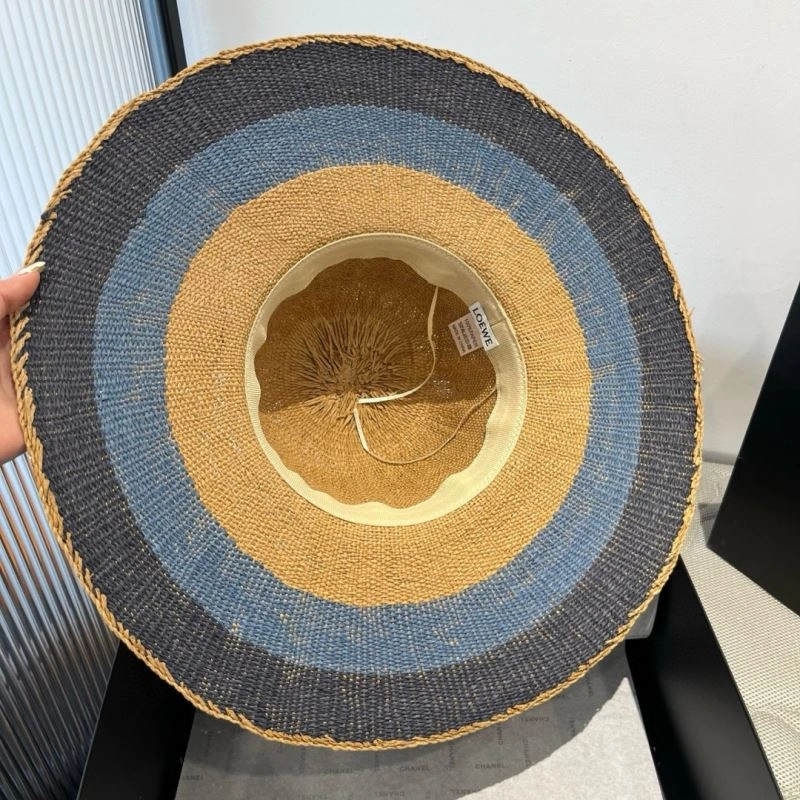 Precise copy Loewe Caps