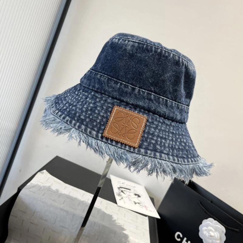 Loewe Caps