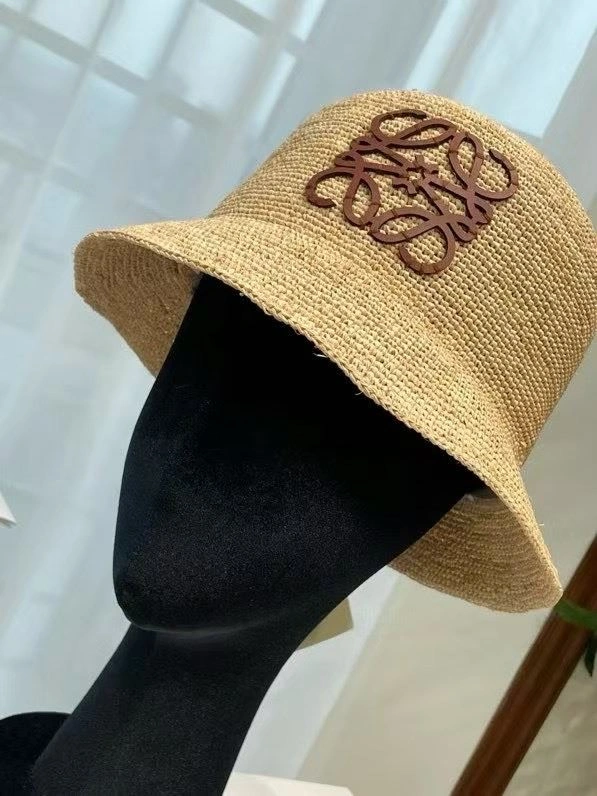 Top match Loewe Caps