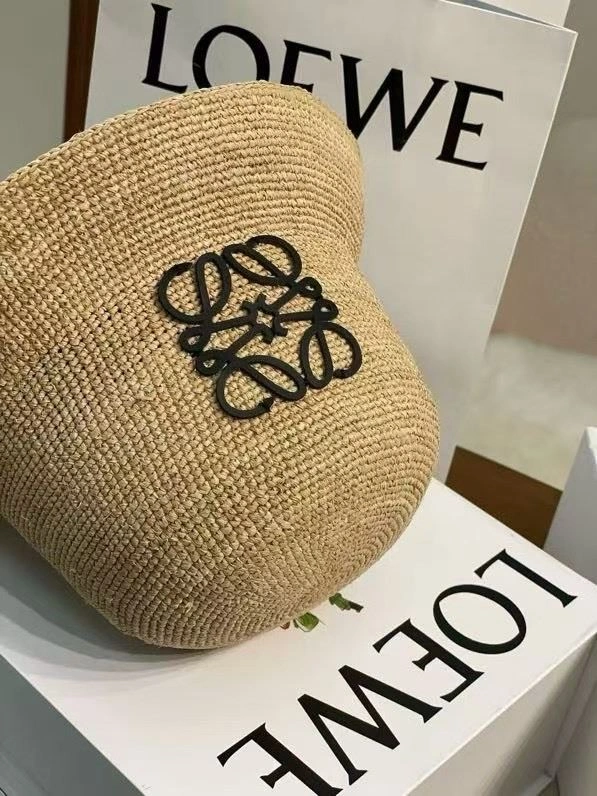 Legit Loewe Caps