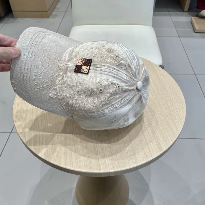 1:1 copy Loewe Caps