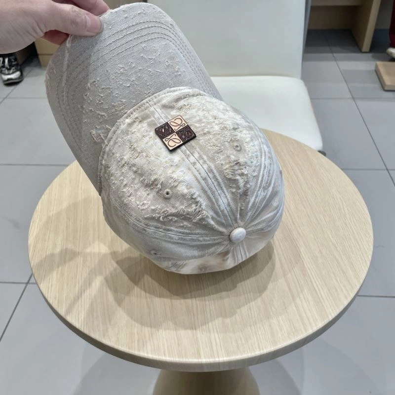 1:1 copy Loewe Caps