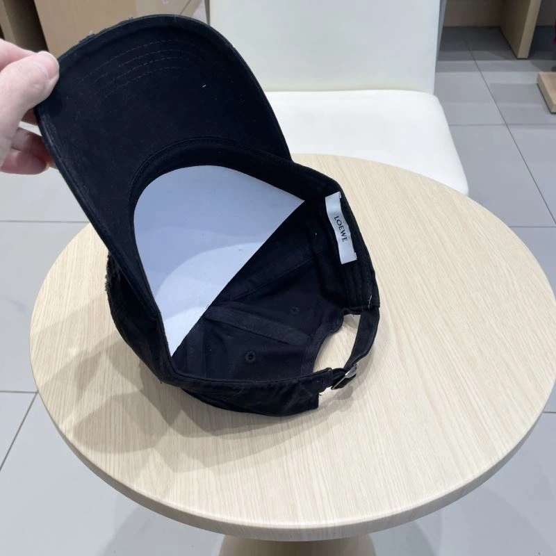 Budget-friendly Loewe Caps