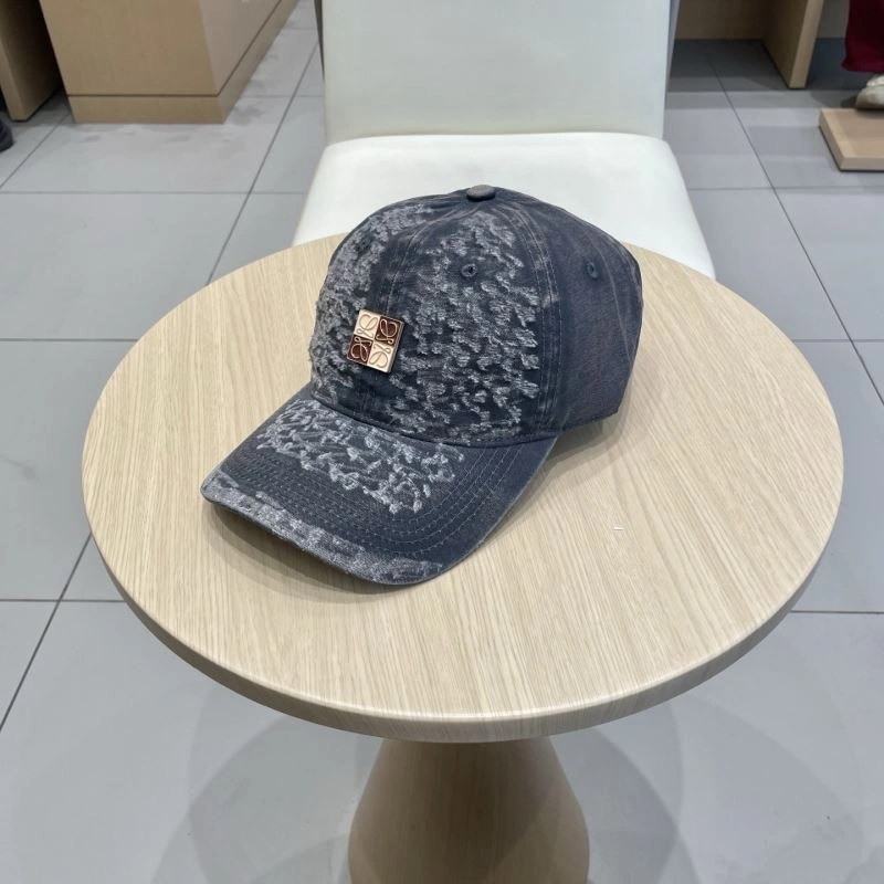 Mirror quality Loewe Caps