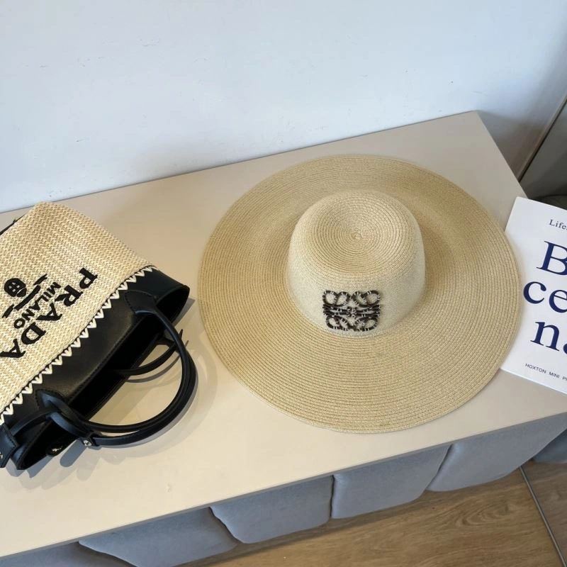 Loewe Caps