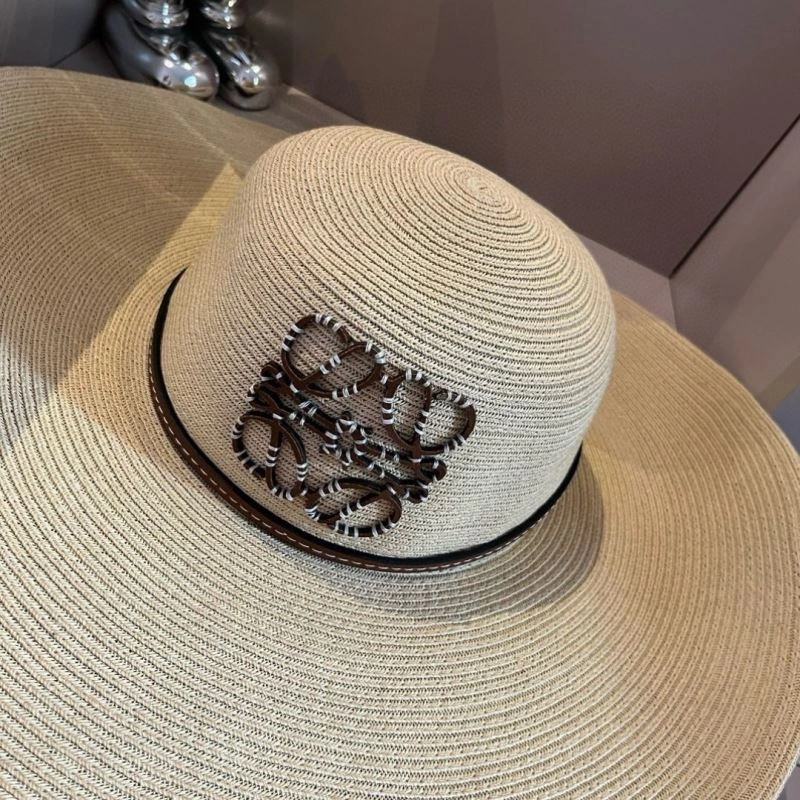 Top match Loewe Caps