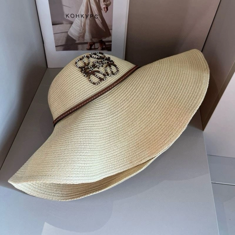Top match Loewe Caps