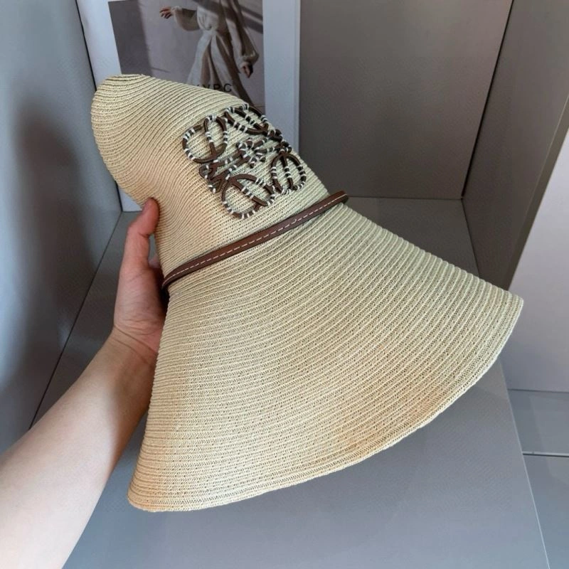 Top match Loewe Caps