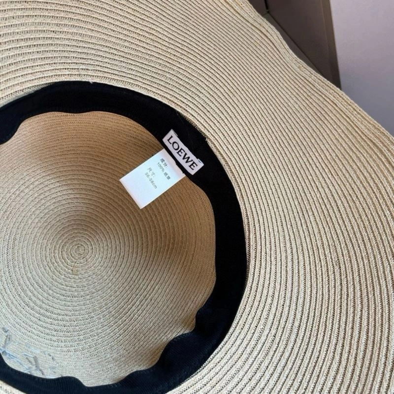 Top match Loewe Caps