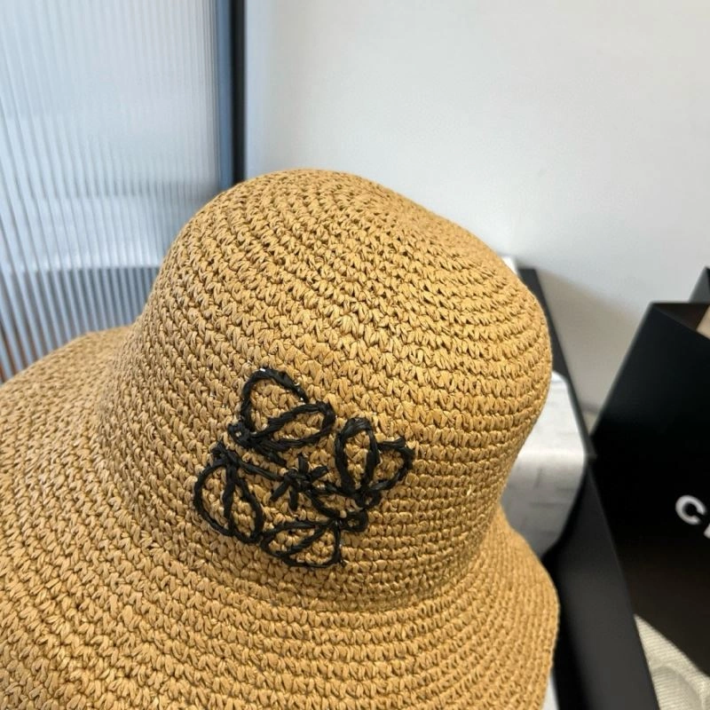 Precise copy Loewe Caps