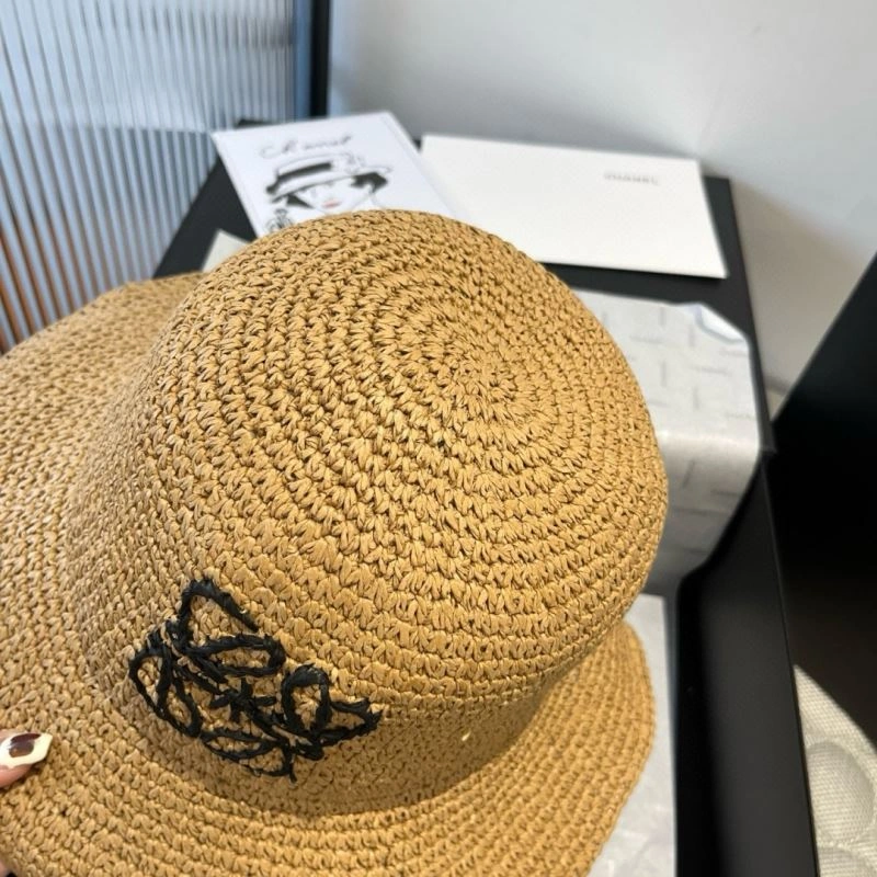 Precise copy Loewe Caps