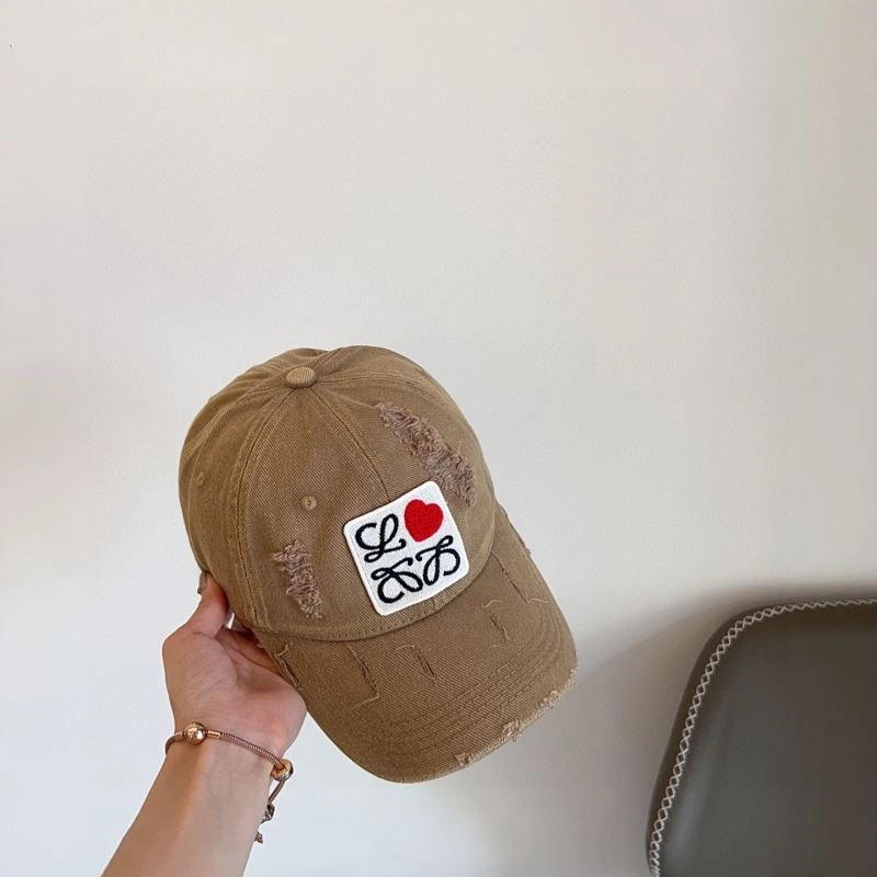 Legit Loewe Caps