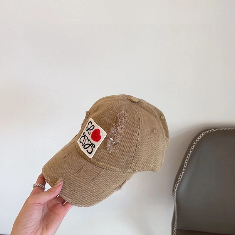 Legit Loewe Caps