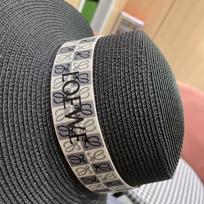 Exact replica Loewe Caps