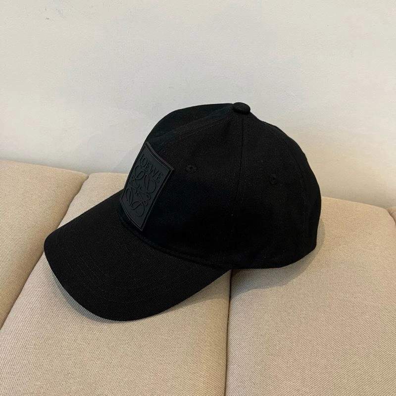Exact replica Loewe Caps