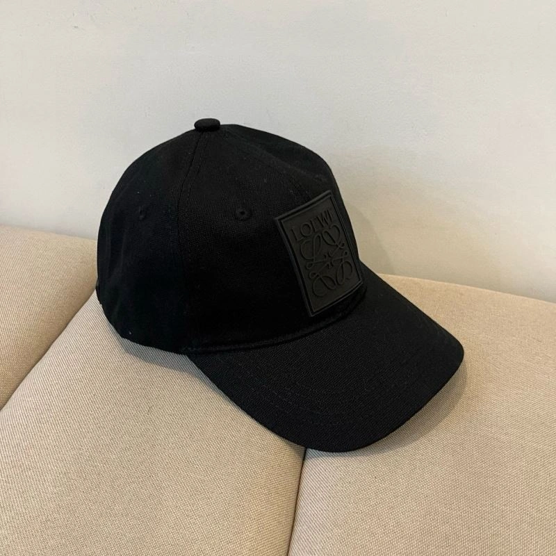 Exact replica Loewe Caps