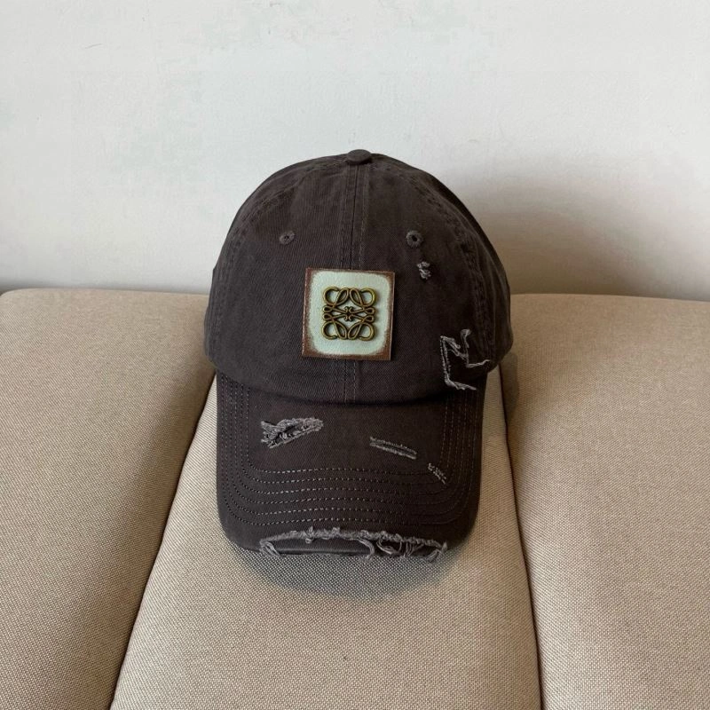 Loewe Caps