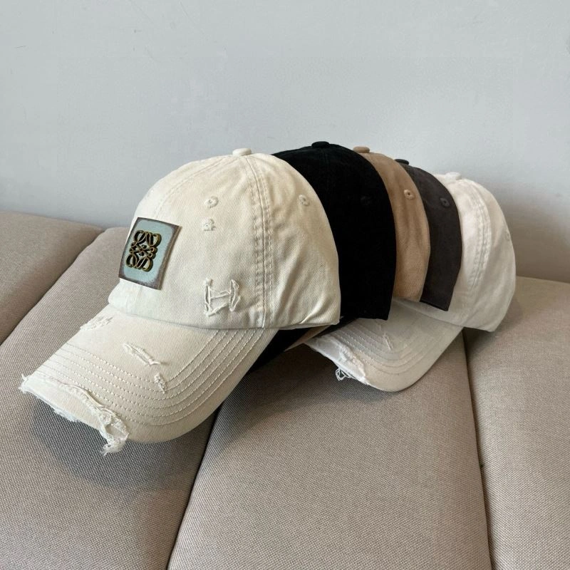 Indistinguishable Loewe Caps