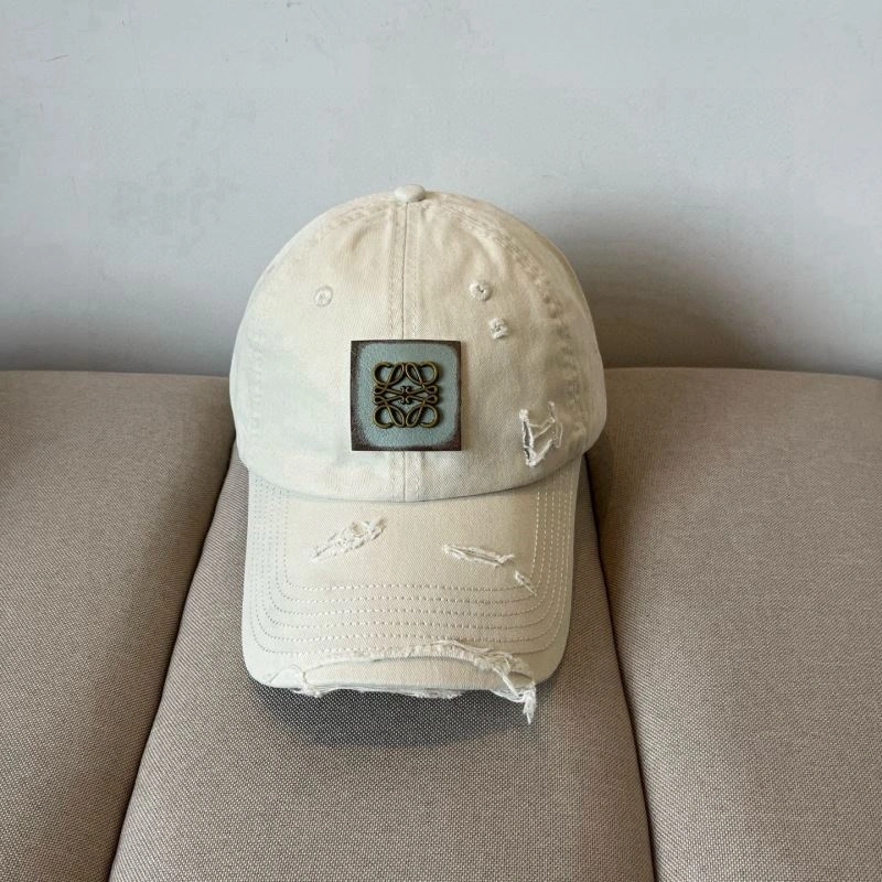 Loewe Caps