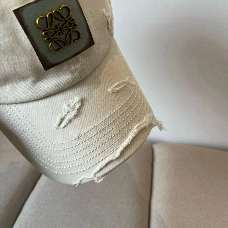 Indistinguishable Loewe Caps