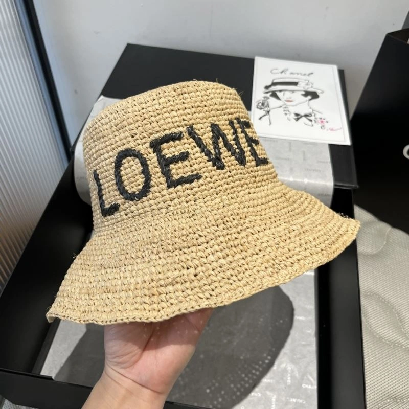 Brand-original Loewe Caps