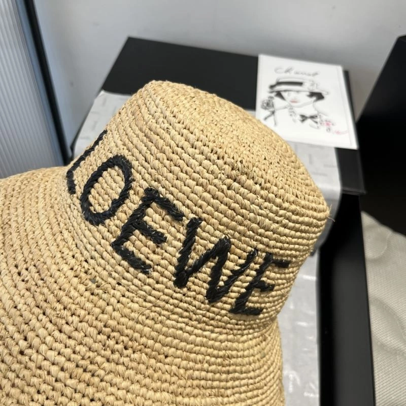 Brand-original Loewe Caps