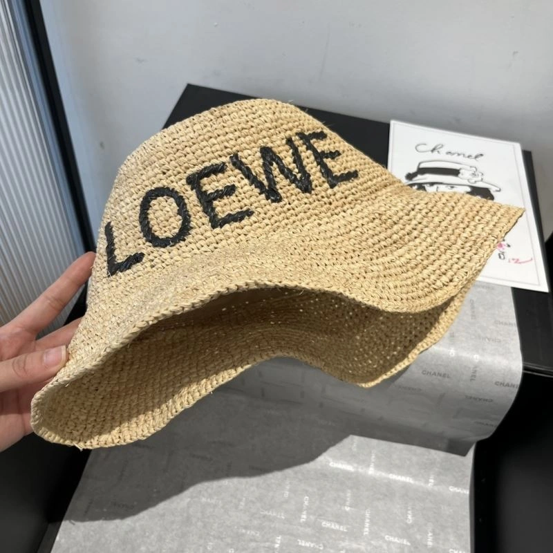 Brand-original Loewe Caps