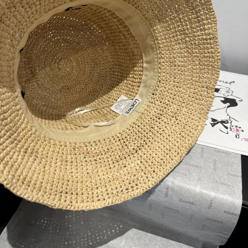 Brand-original Loewe Caps