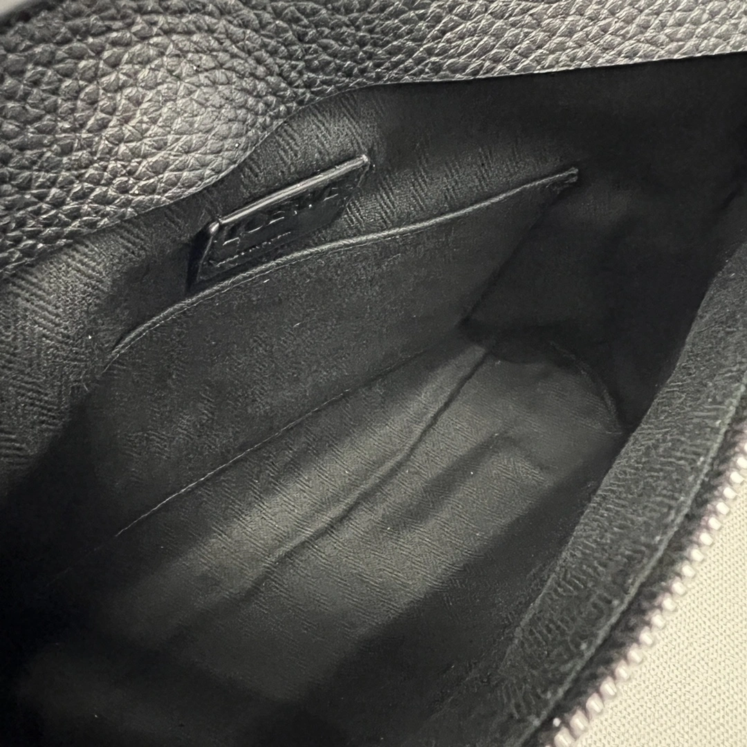 High fidelity Loewe Clutch Bags