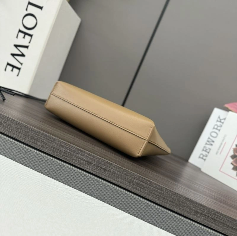 Perfect replica Loewe Clutch Bags
