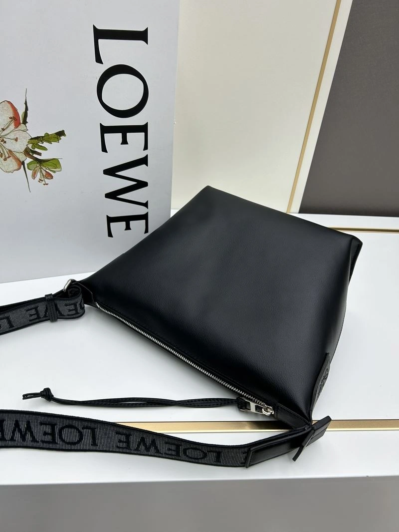 Accurate model Loewe Cubi Bags