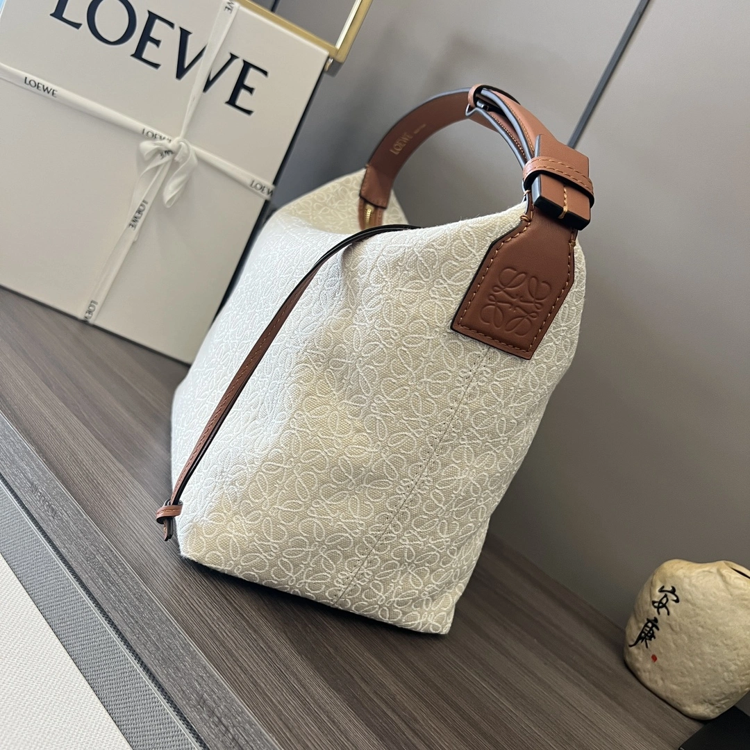 Bargain Loewe Cubi Bags