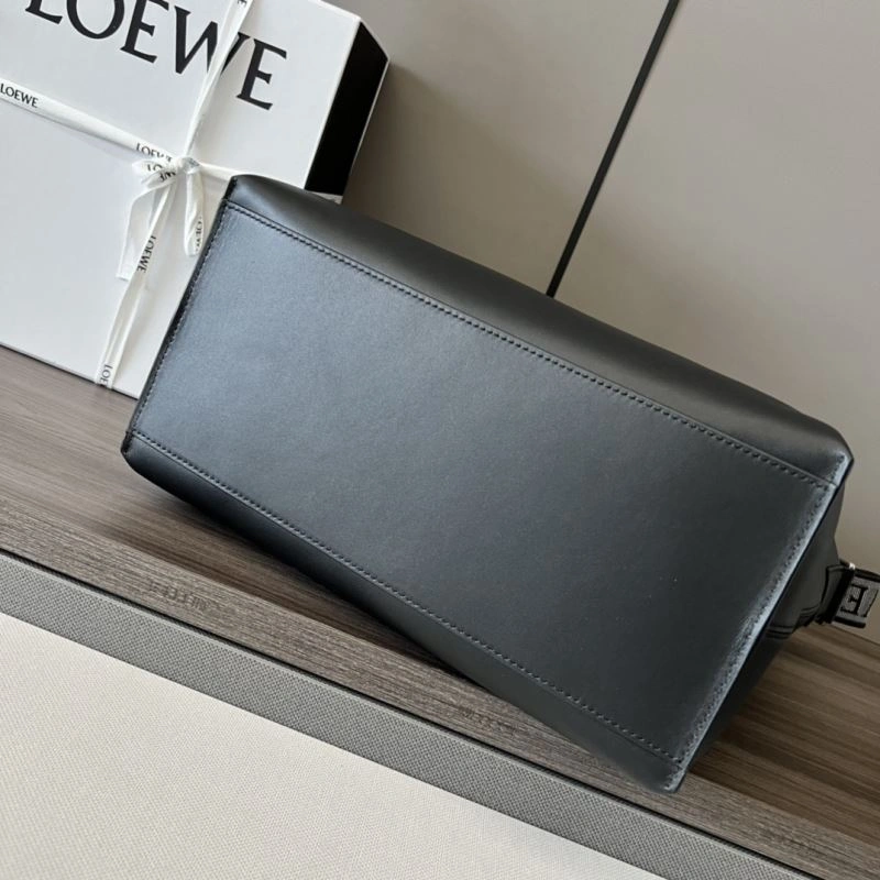 High fidelity Loewe Cubi Bags