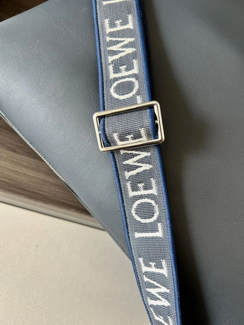 Top mirror Loewe Cubi Bags