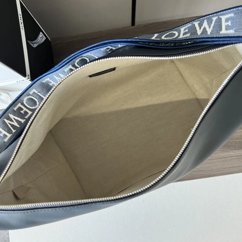Top mirror Loewe Cubi Bags