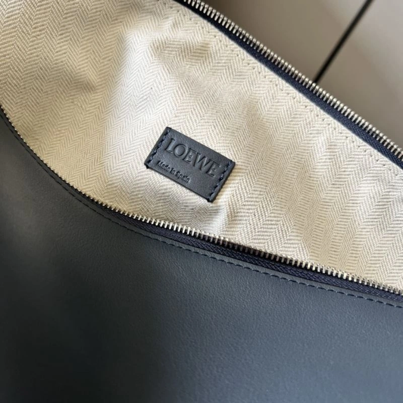 Top mirror Loewe Cubi Bags