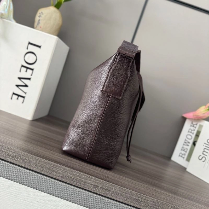 Inexpensive Loewe Cubi Bags