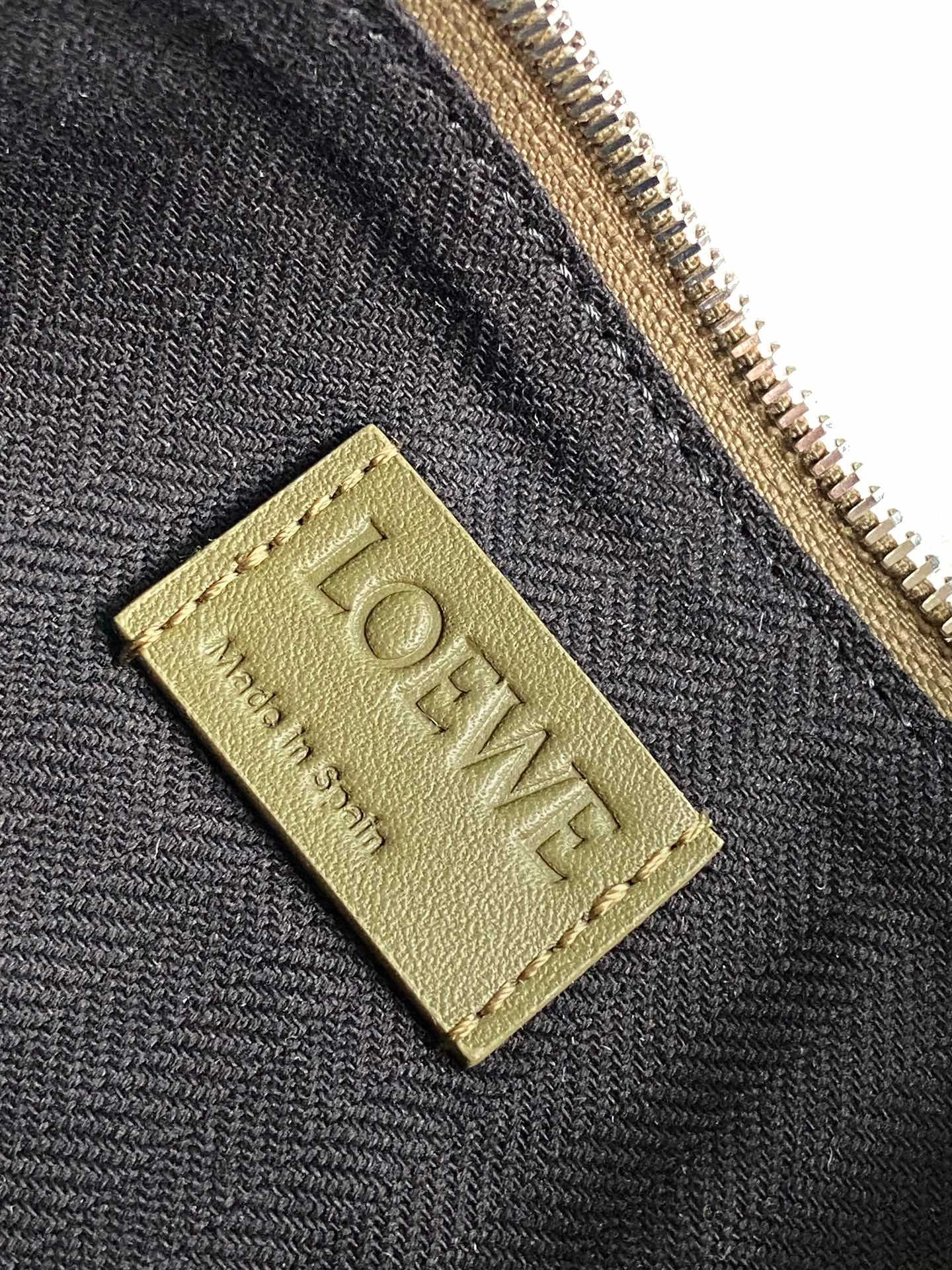 Official Loewe Cubi Bags