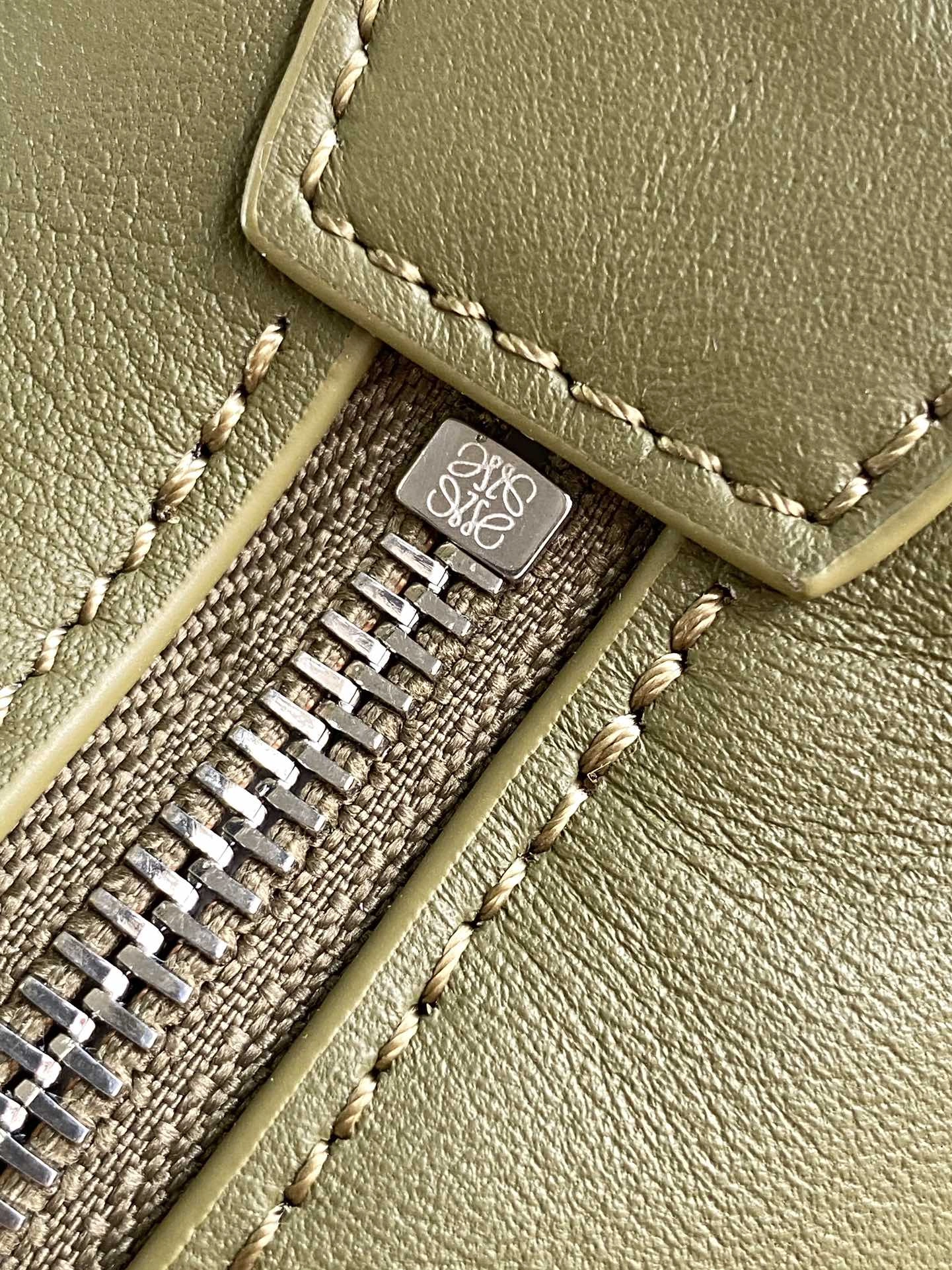 Official Loewe Cubi Bags