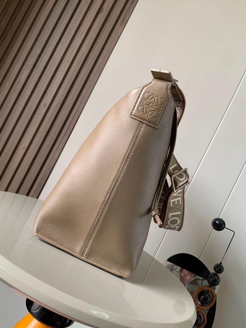 Brand-original Loewe Cubi Bags
