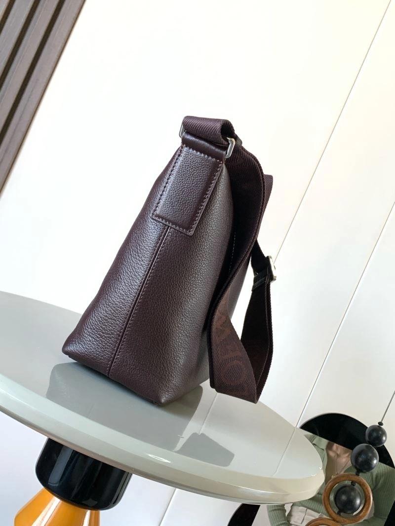 Accurate model Loewe Cubi Bags