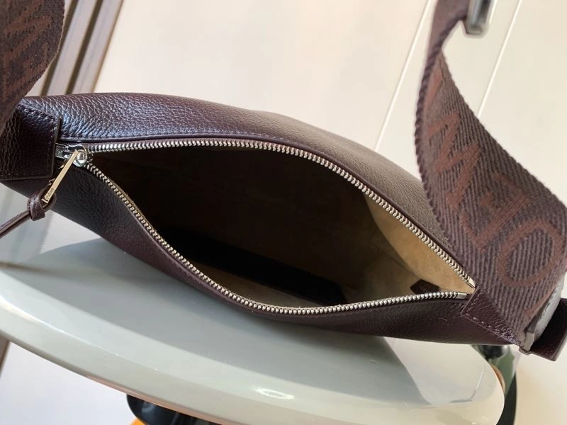 Accurate model Loewe Cubi Bags
