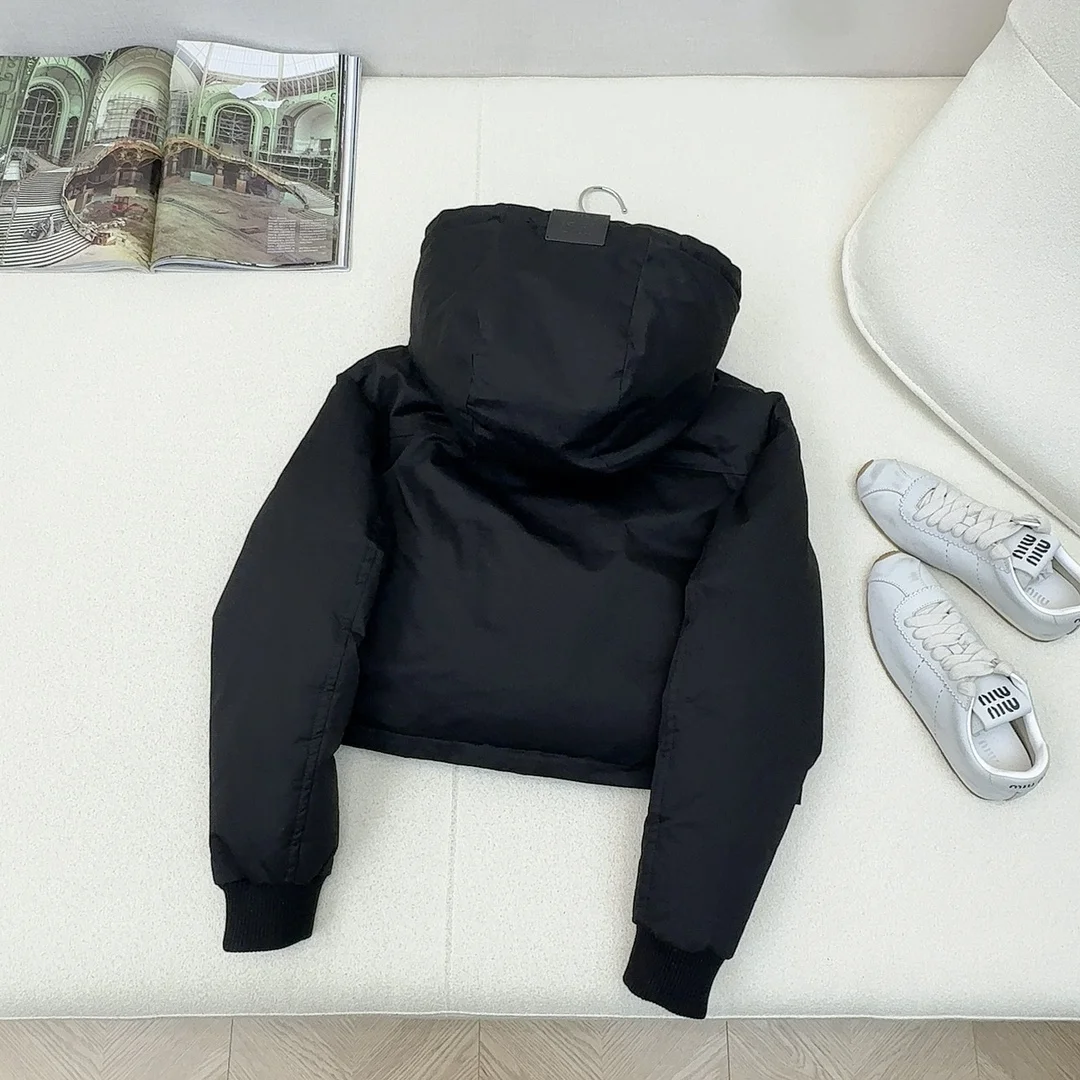 Low-cost Loewe Down Jackets